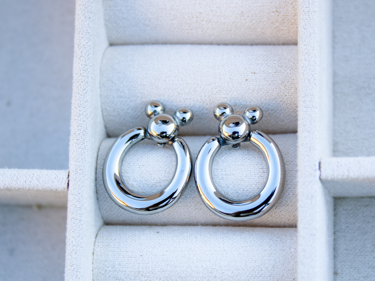 Mini Leader of the Club Earrings – Spinning Carousel Co.